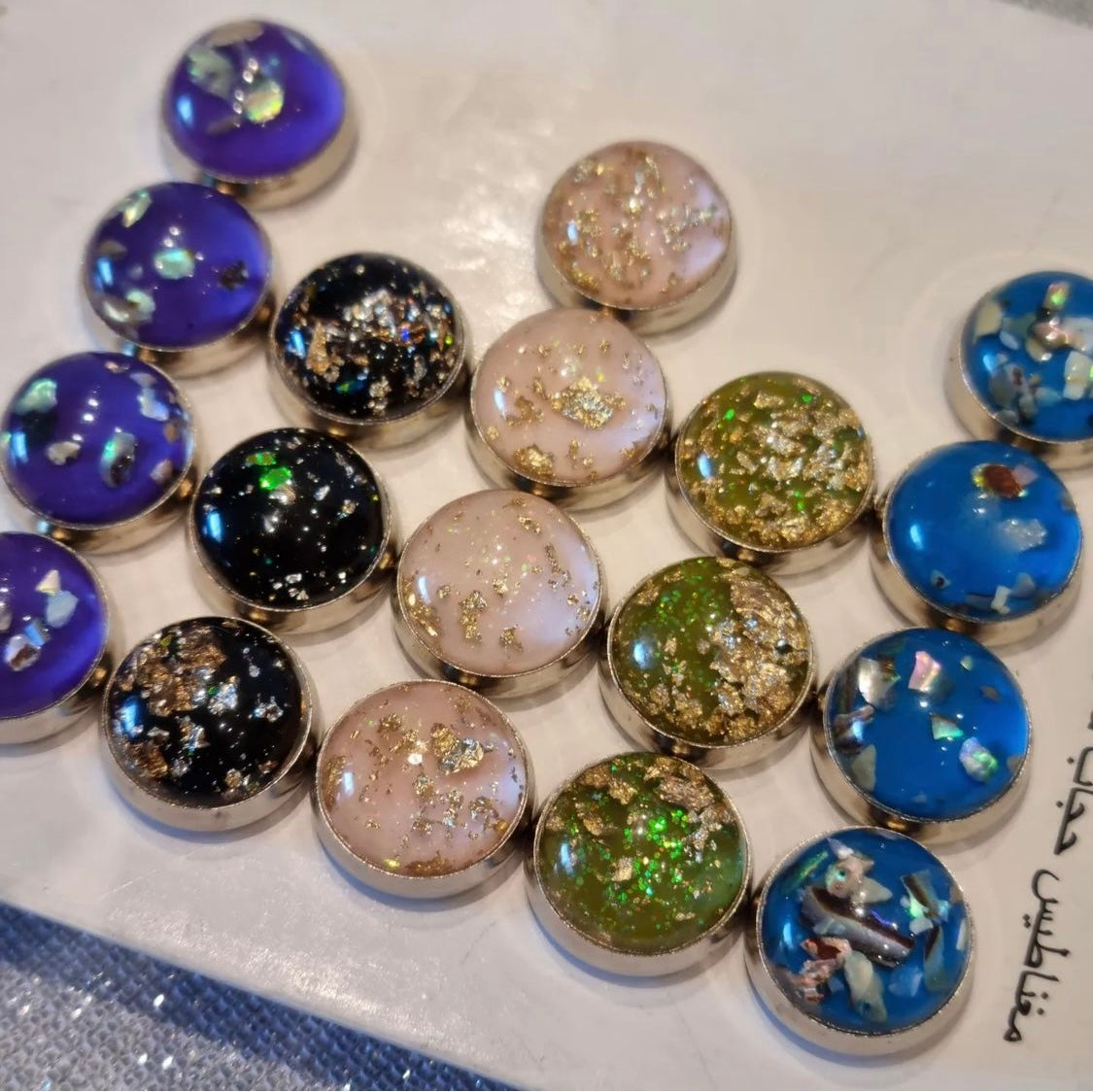 Gold Accent Scarf Magnets – Arabiana